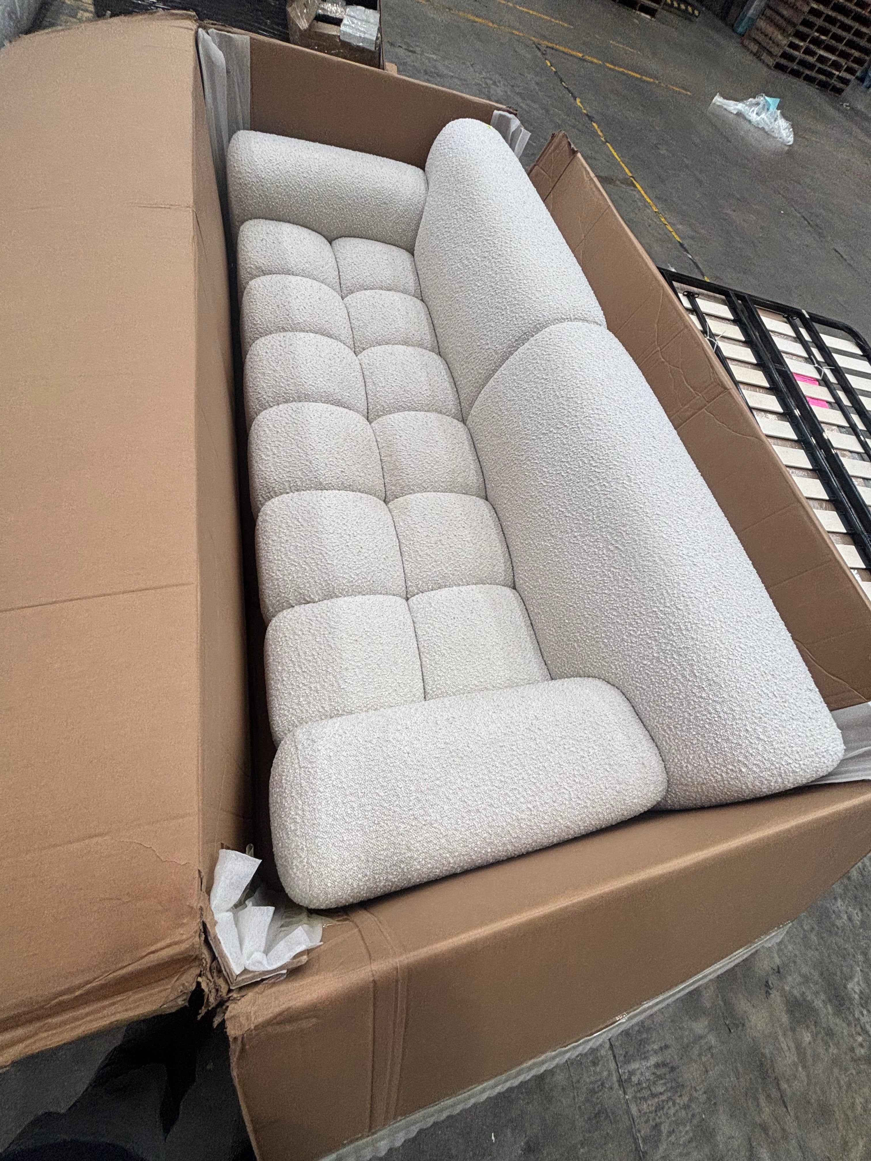 NZ CLZ20188 Aero Sofa 3S Jacquard Boucle Cream – NZ Recovery Store